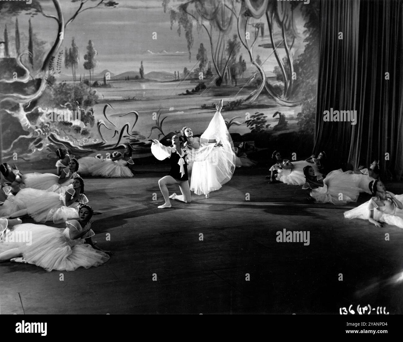 Moira shearer in the red shoes hi-res stock photography and images - Alamy