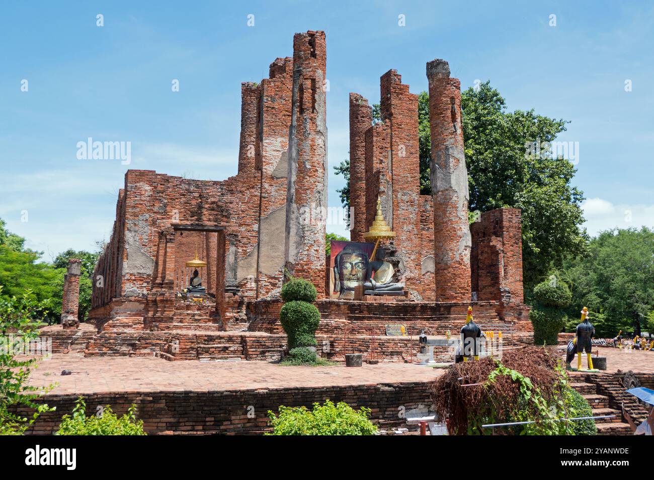 Wat Thammikarat temple in Ayutthaya, Thailand: the historical park with ...