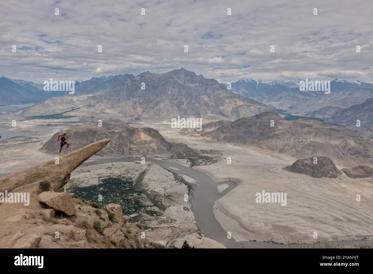 Climbing up amazing Marsur Rock, Hussainabad, Skardu, Baltistan ...