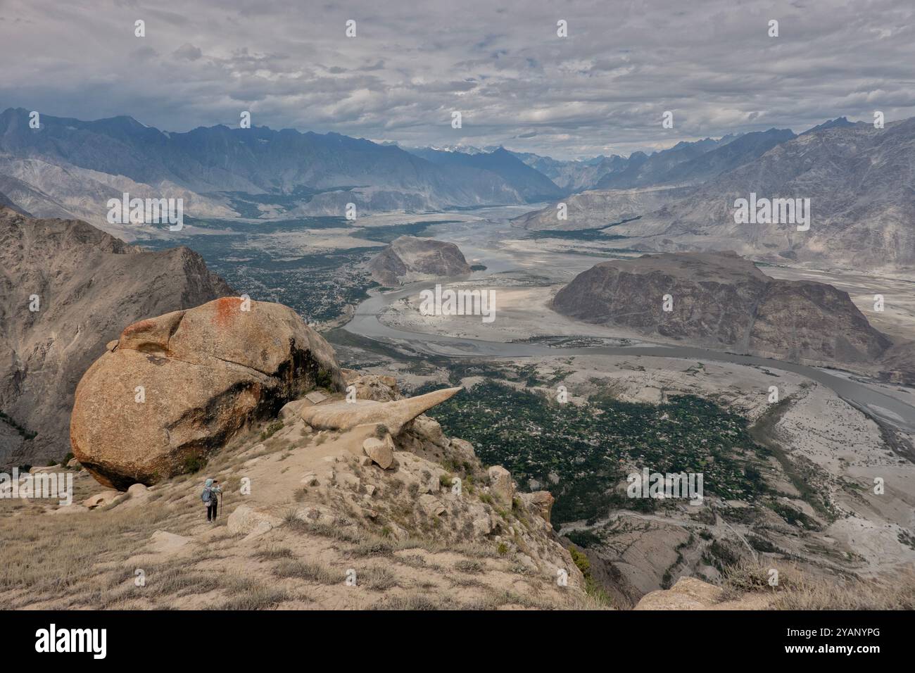 Climbing up amazing Marsur Rock, Hussainabad, Skardu, Baltistan ...