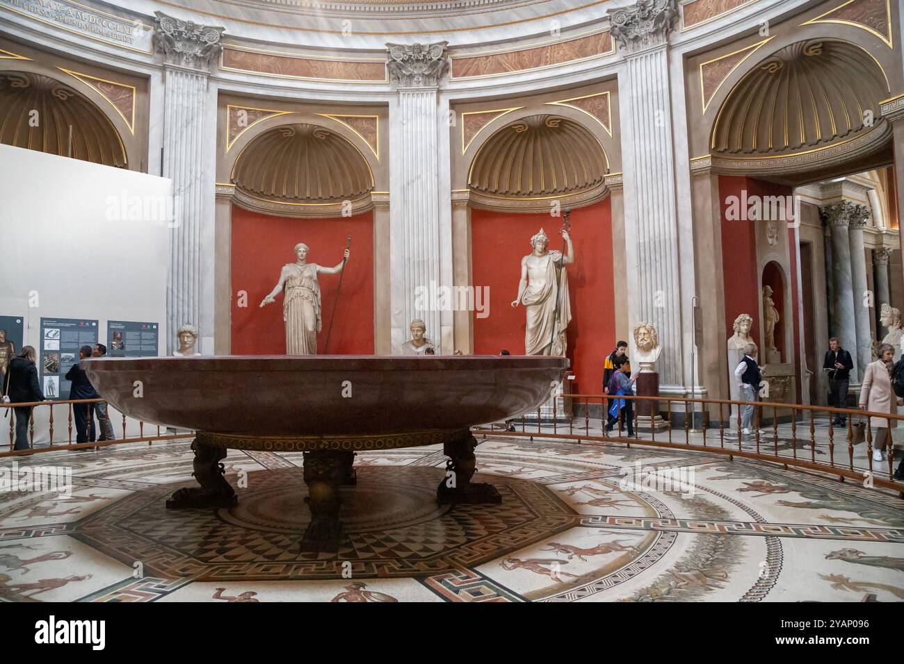 ROME, VATICAN - MARTH 9, 2023: This is the huge red porphyry Bowl of ...
