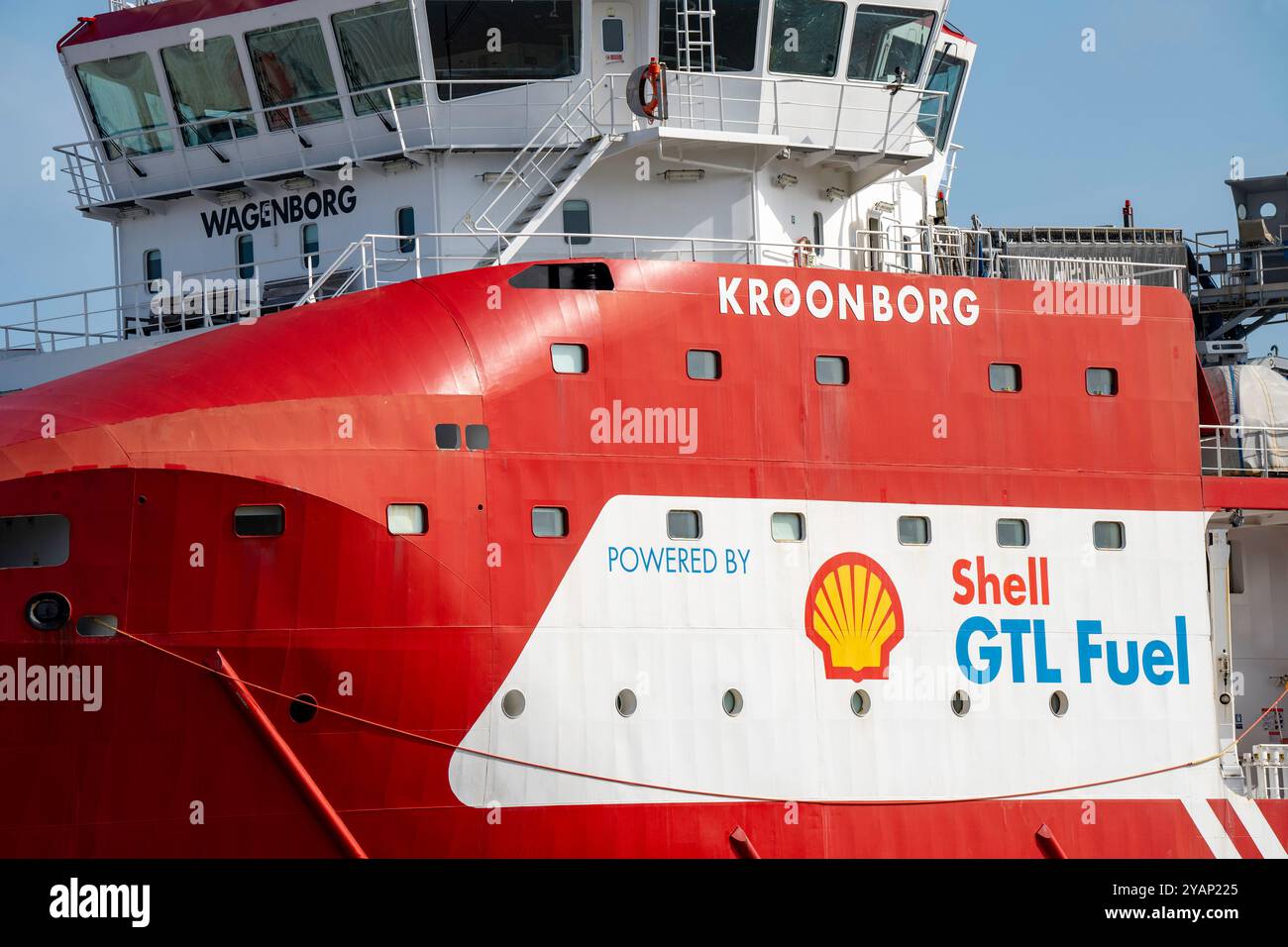 Powered by shell gtl fuel hi-res stock photography and images - Alamy