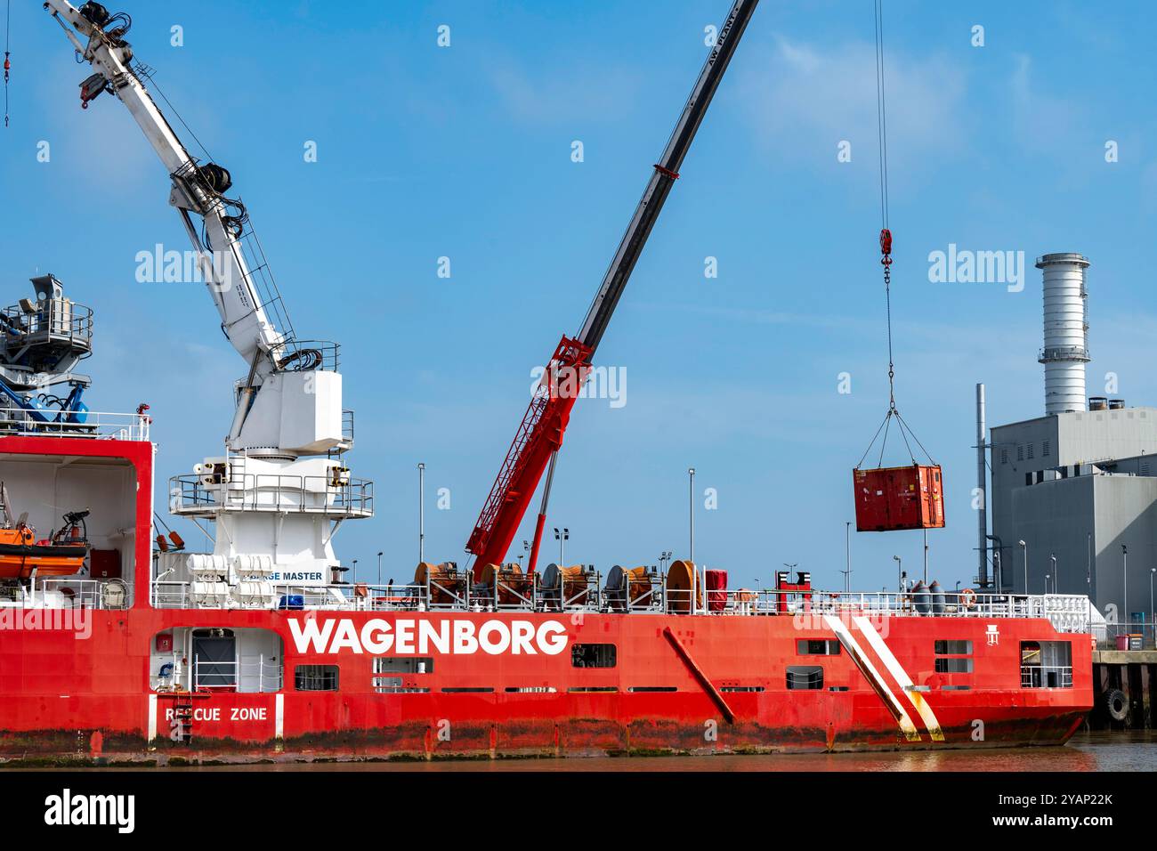 North Sea offshore energy supply ship Great Yarmouth Norfolk Stock ...
