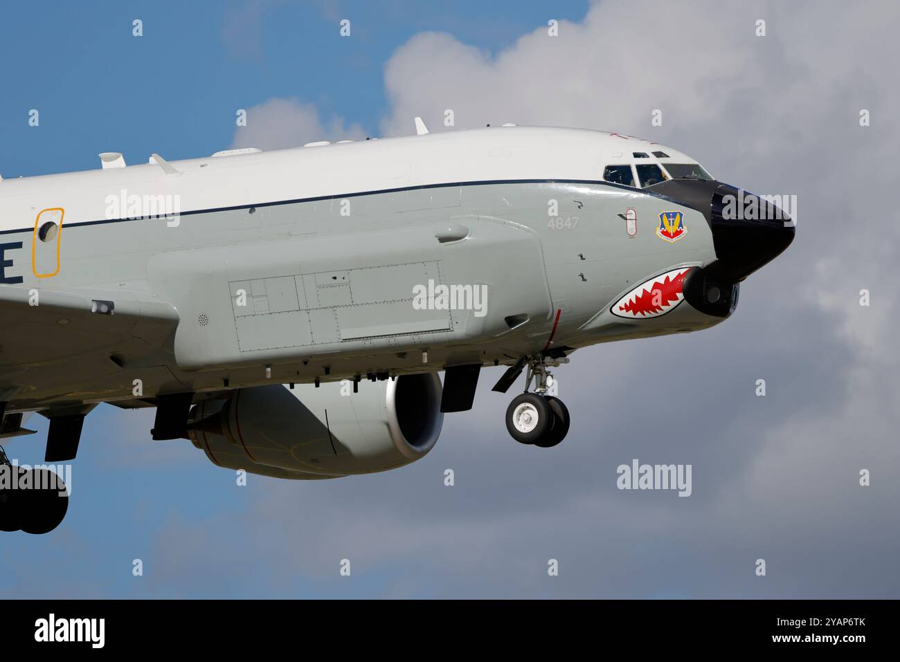 64-4847 Boeing RC-135U "Rivet Joint" 45RS/55th Wing, US Air Force ...