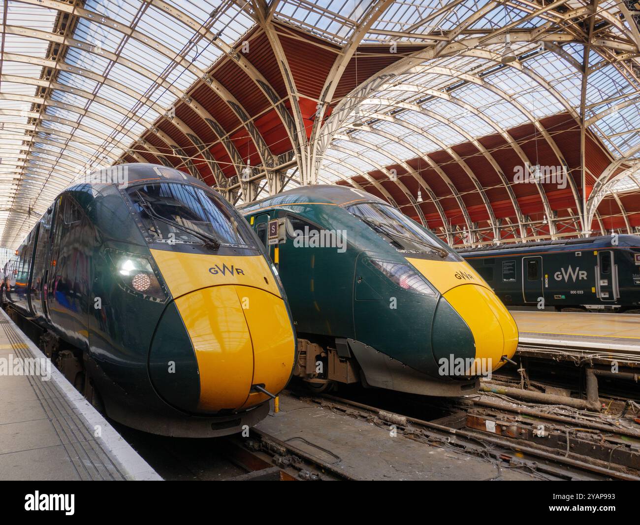 Great Western Railway trains on the platform inside Paddington Station ...