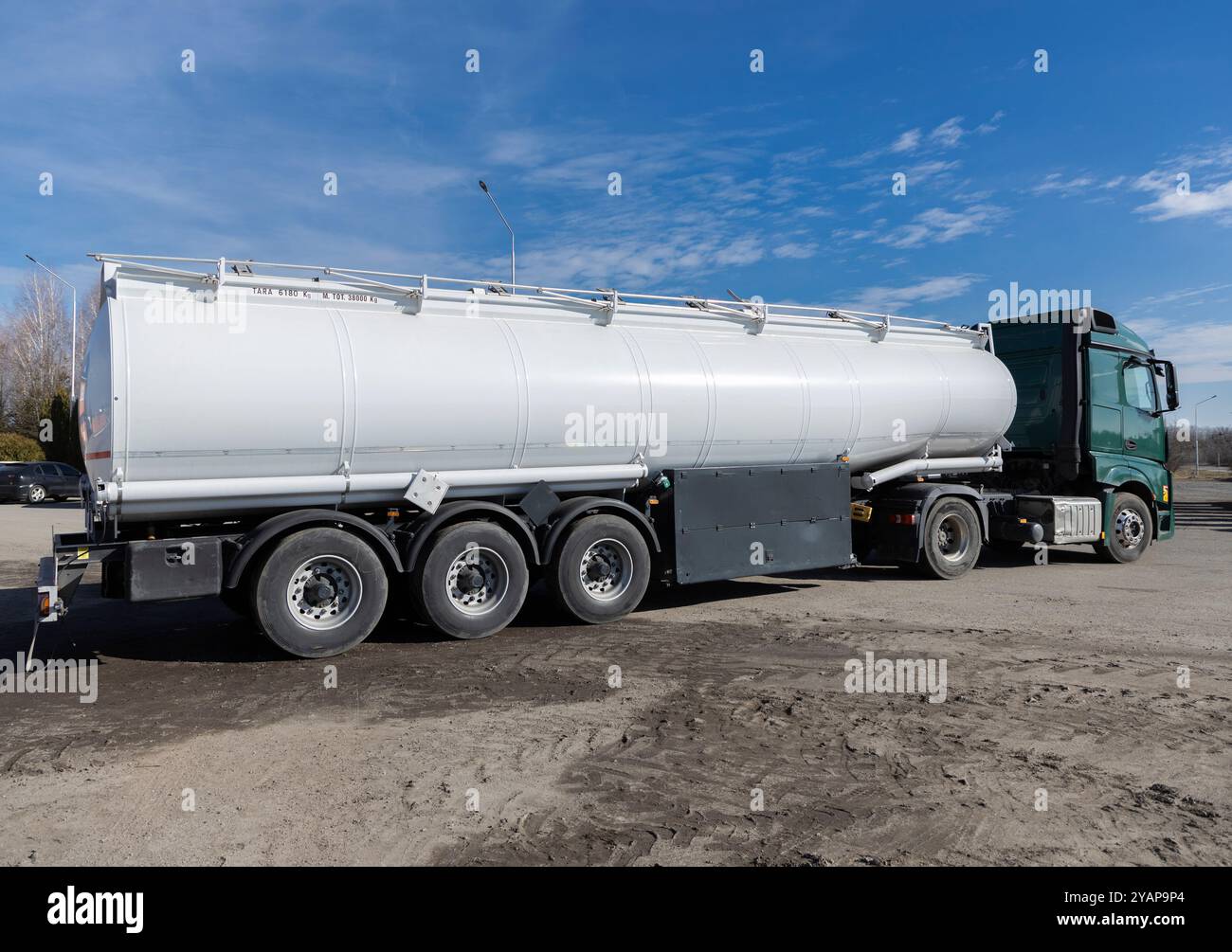 Sky rear hi-res stock photography and images - Alamy