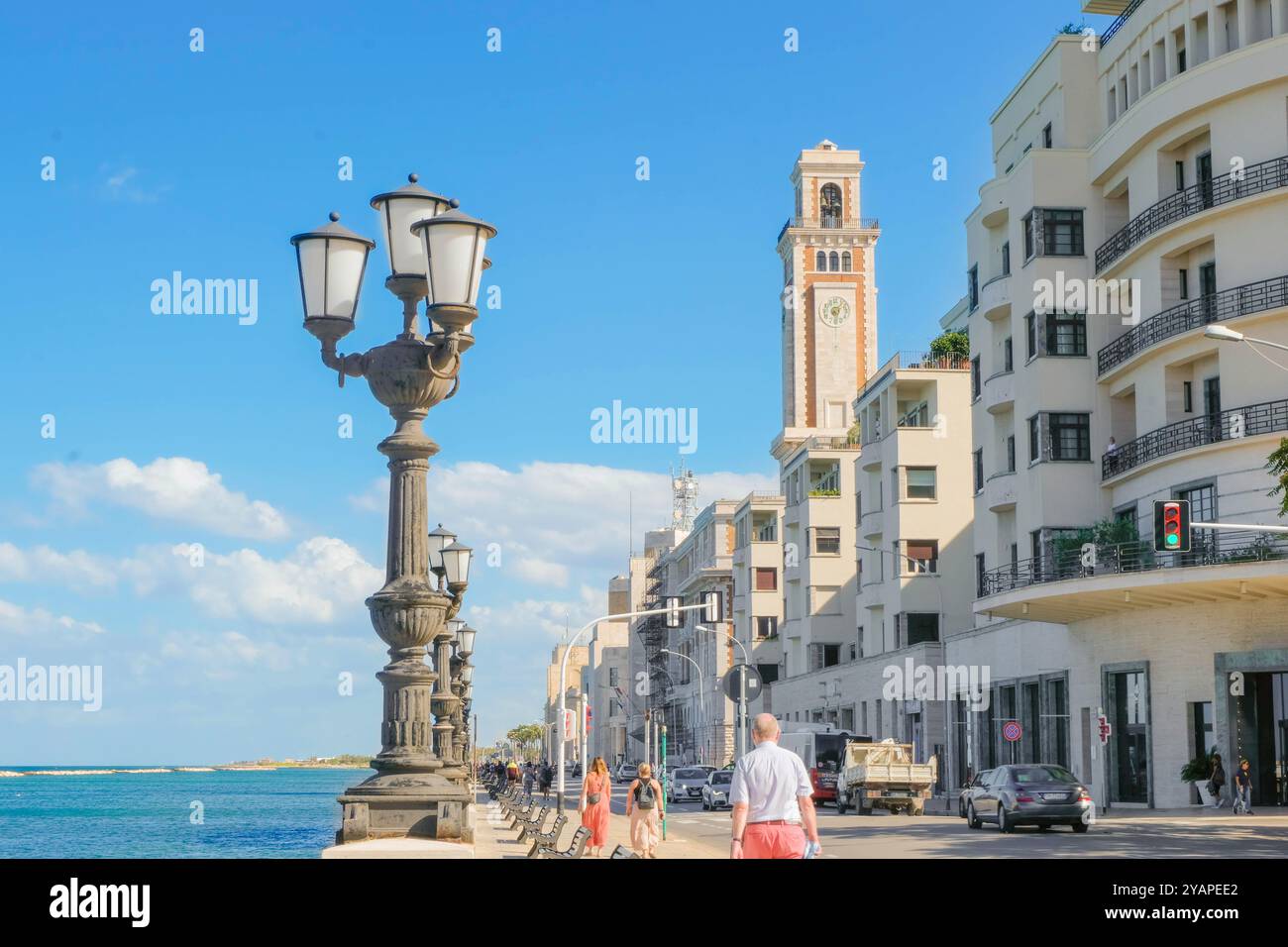 Streets alleys old bari hi-res stock photography and images - Alamy