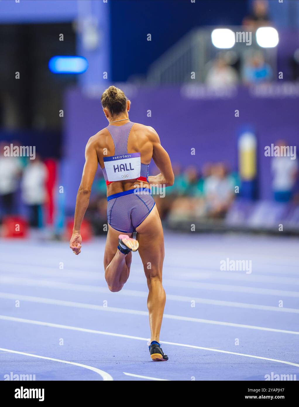 Anna Hall participating in the 200 meters at the Paris 2024 Olympic ...