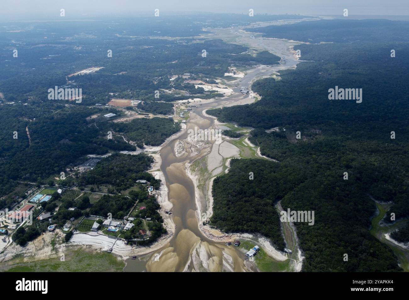 AM - MANAUS - 10/15/2024 - MANAUS, AMAZONAS, RECORD DROUGHT ON THE ...