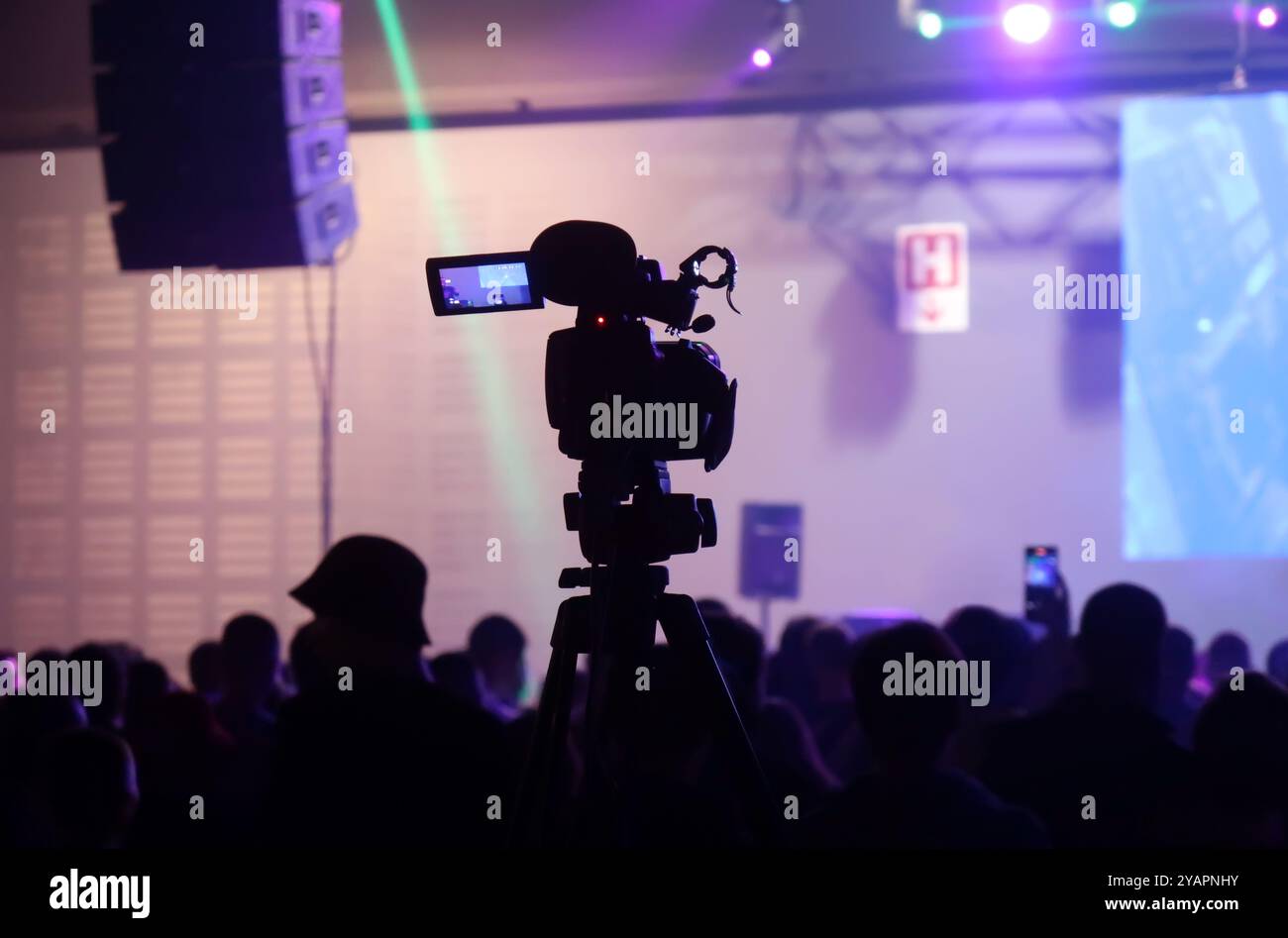 Television dancing club hi-res stock photography and images - Alamy