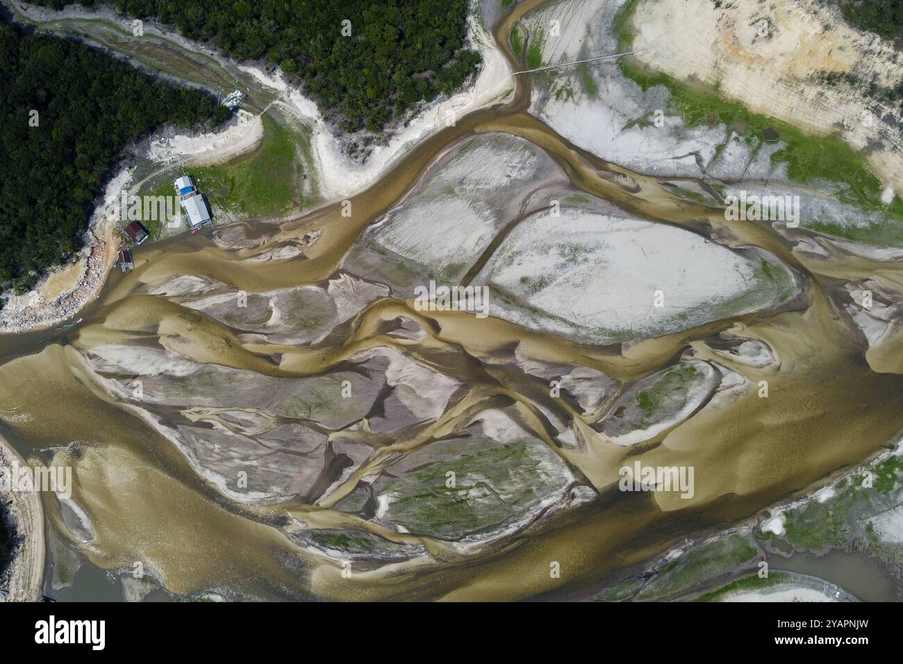 AM - MANAUS - 10/15/2024 - MANAUS, AMAZONAS, RECORD DROUGHT ON THE ...