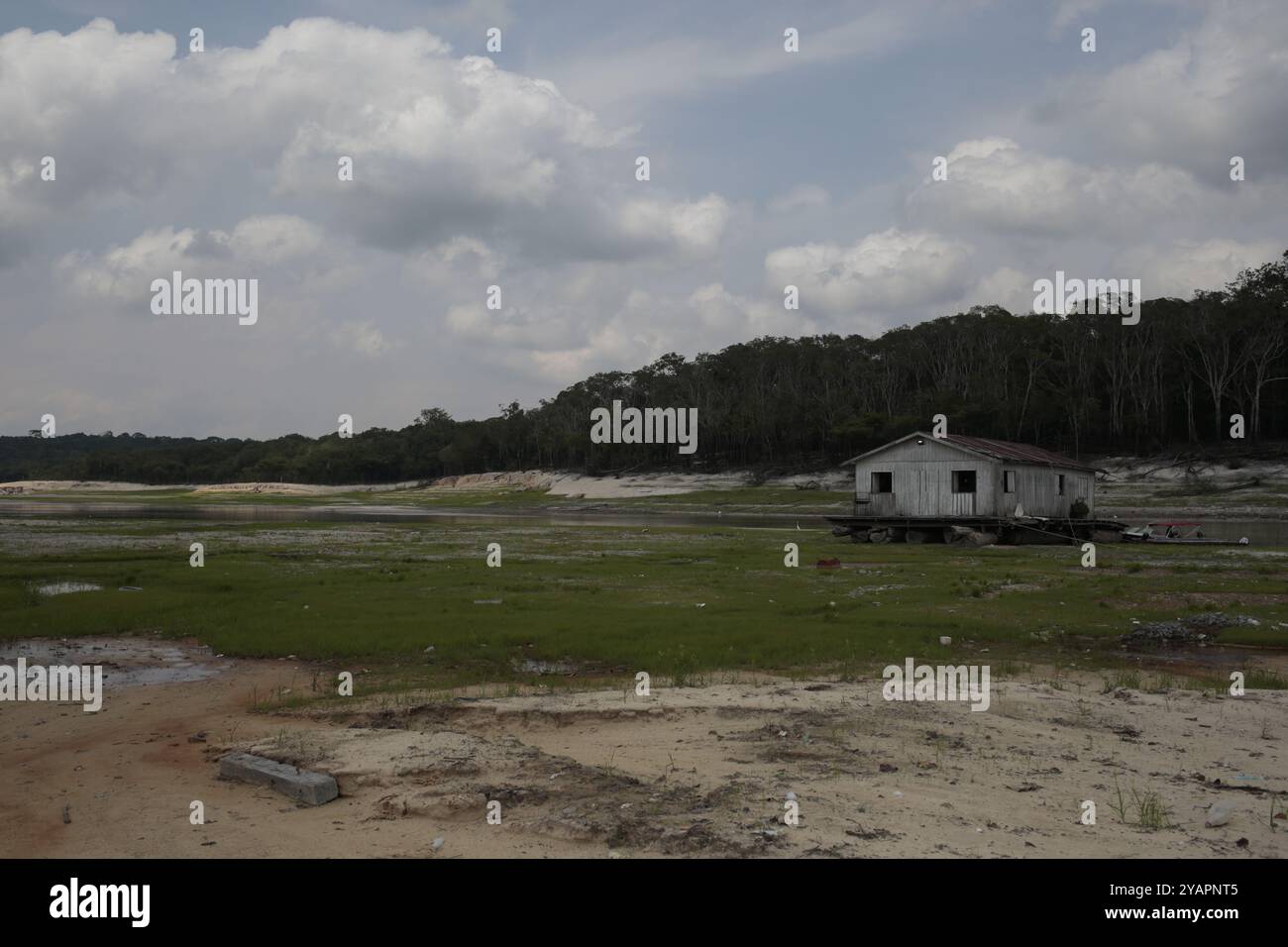 AM - MANAUS - 10/15/2024 - MANAUS, AMAZONAS, RECORD DROUGHT ON THE ...
