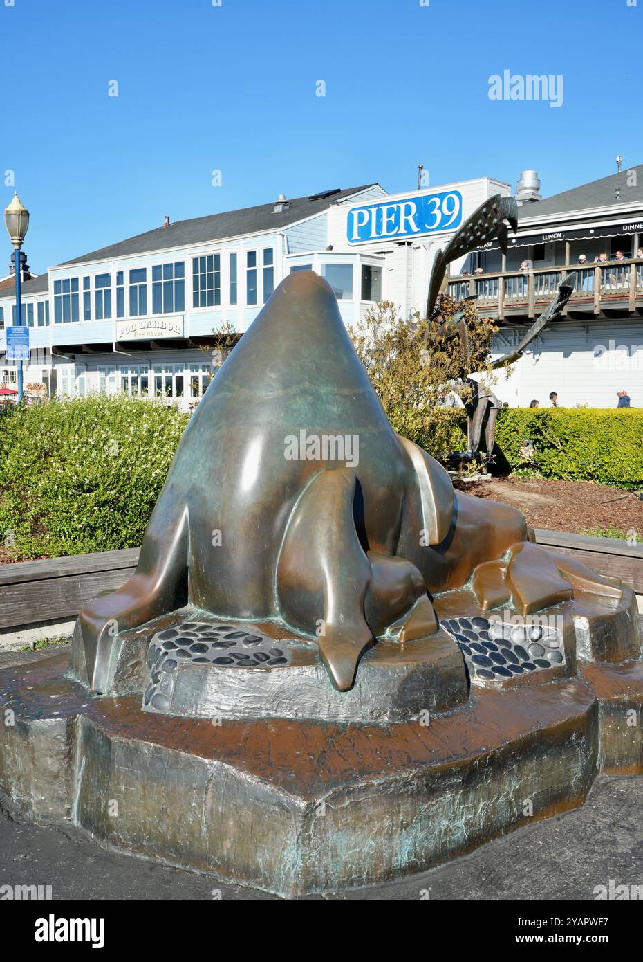 Guardians of the Gate, a 1991 Everdur bronze sculpture depicting a ...