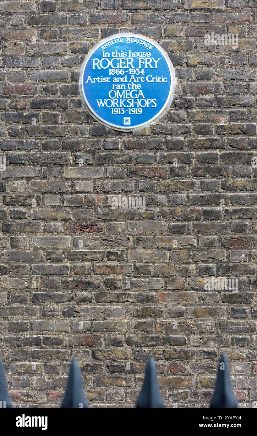 Memorial on a wall of his former Omega Workshops (1913-1919) to Roger ...