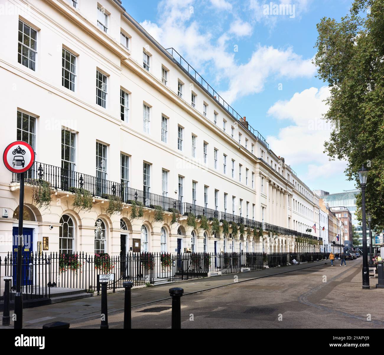 Terraced apartments around Fitroy Square Garden, London, England Stock ...