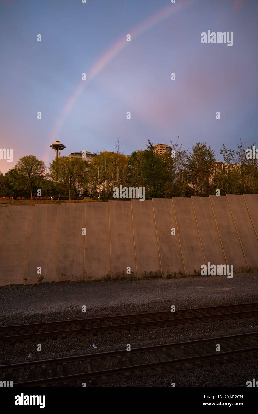 Seattle, USA. 1 Nov, 2023. Seattle rainbow over the space needle from ...