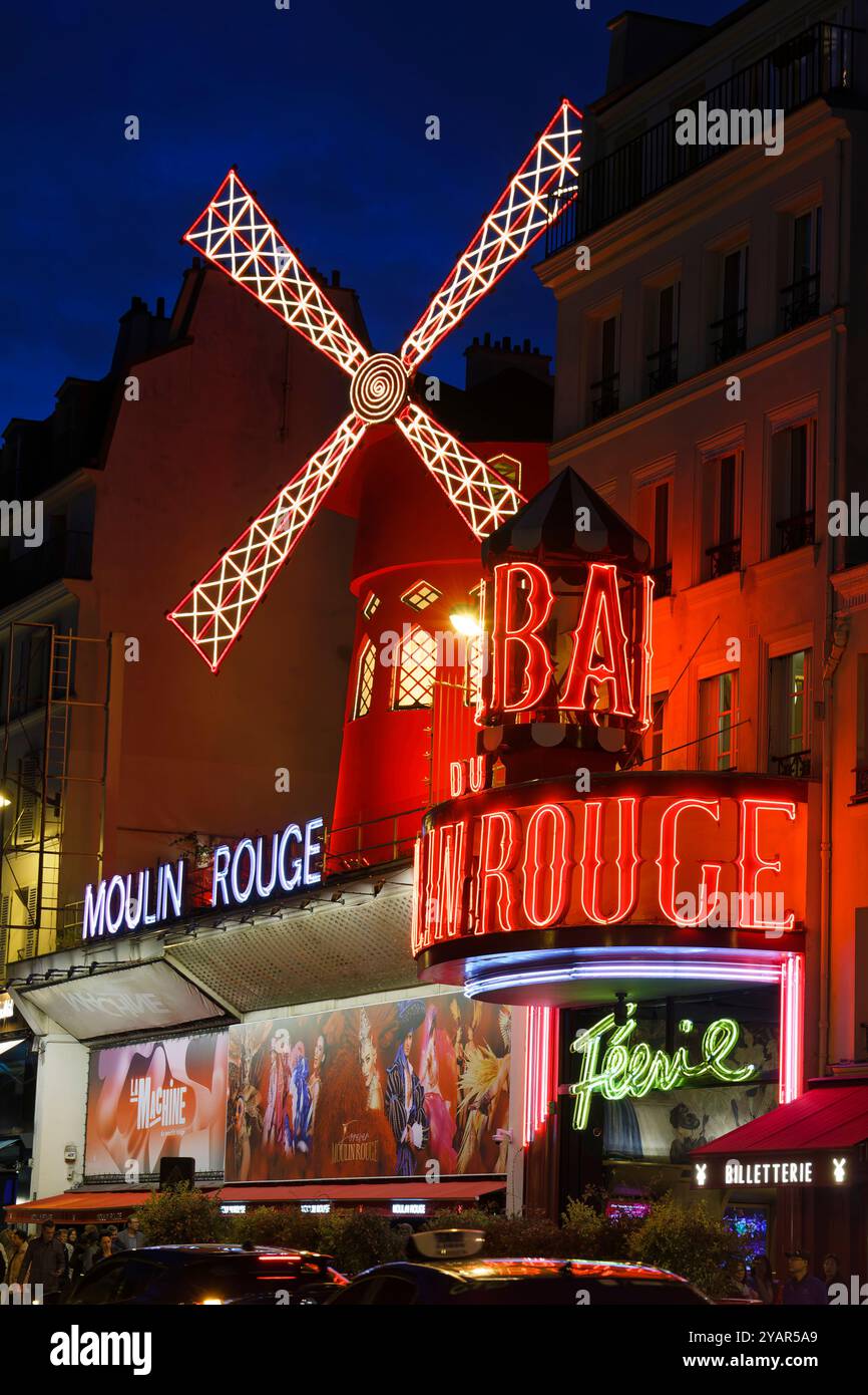 Façade rouge hi-res stock photography and images - Alamy