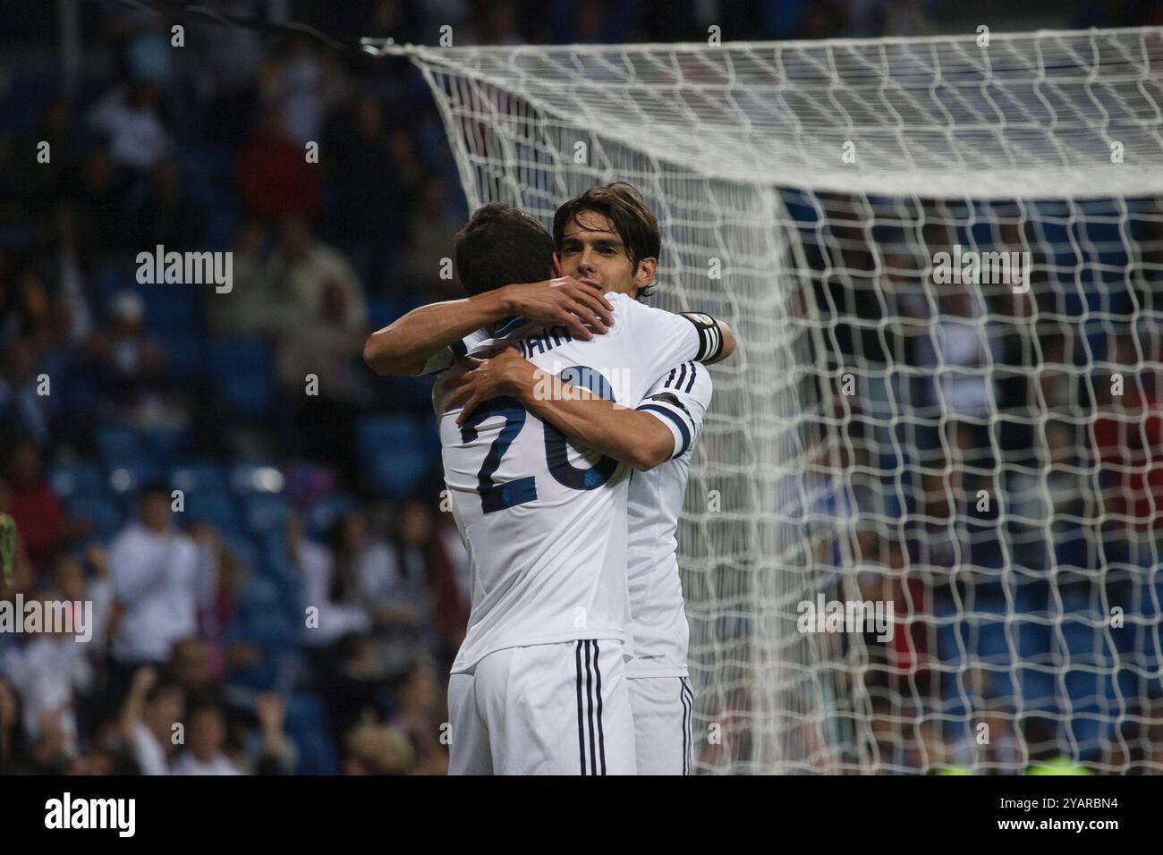 Casemiro varane trophy hi-res stock photography and images - Alamy