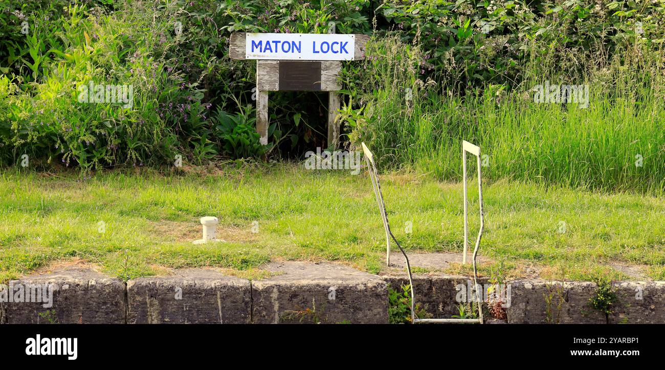 Middle england river avon hi-res stock photography and images - Alamy