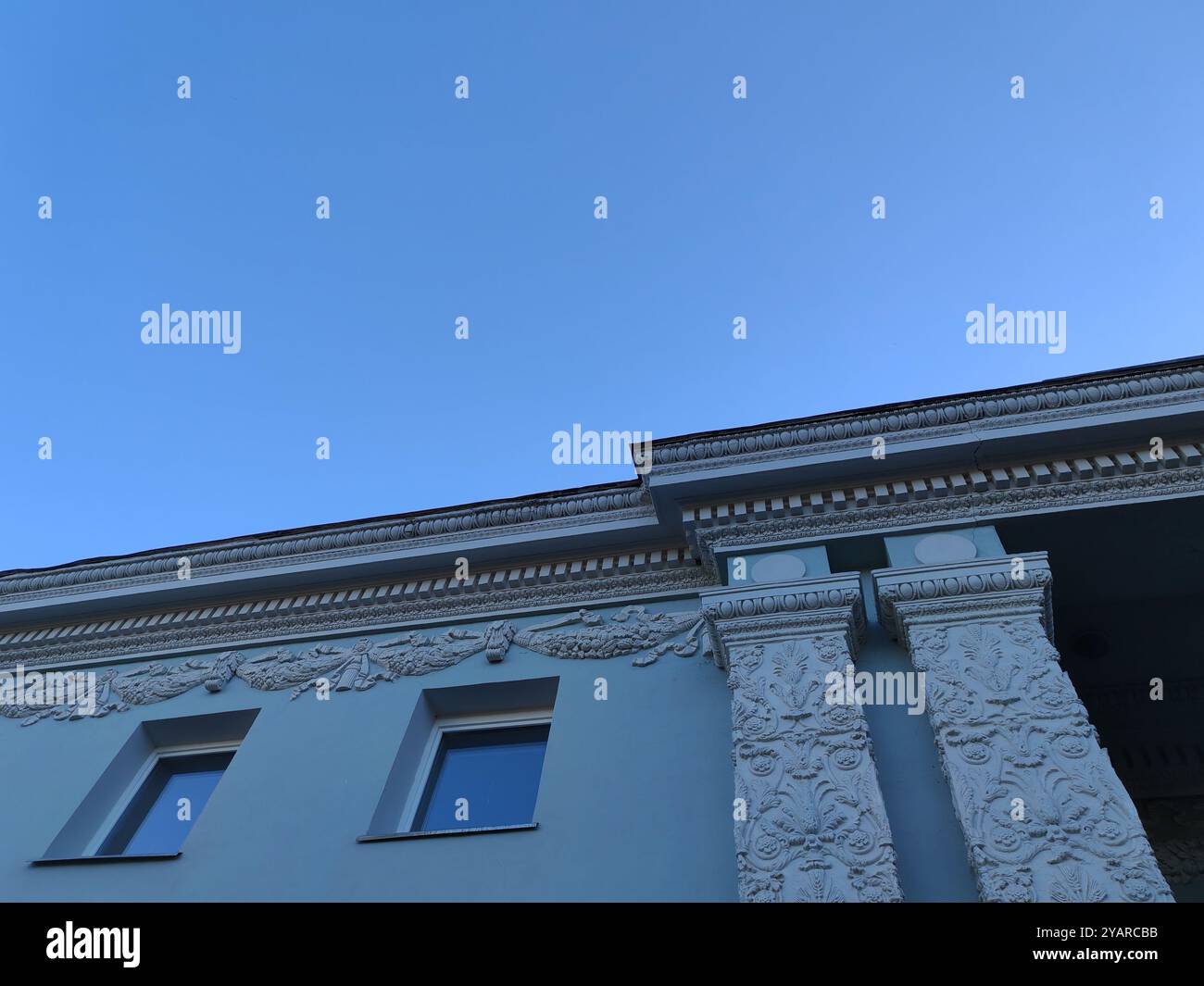 Featuring elegant motifs of trees hi-res stock photography and images ...