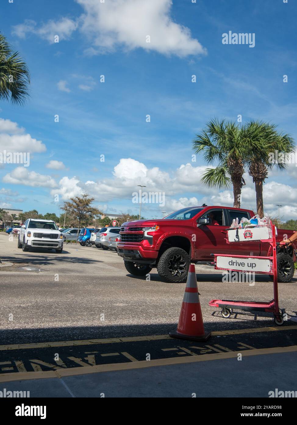 Click and collect and usa hi-res stock photography and images - Alamy