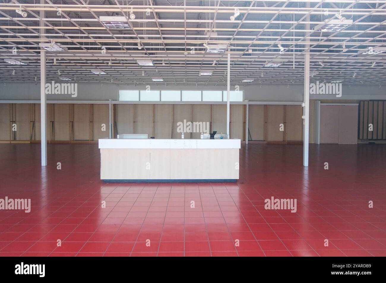 Commercial retail and business park hi-res stock photography and images ...