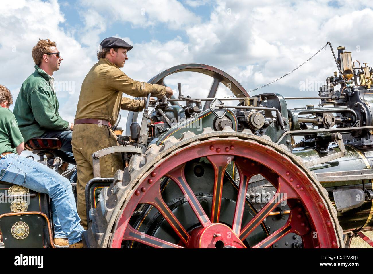 Steam powered harvesters hi-res stock photography and images - Alamy