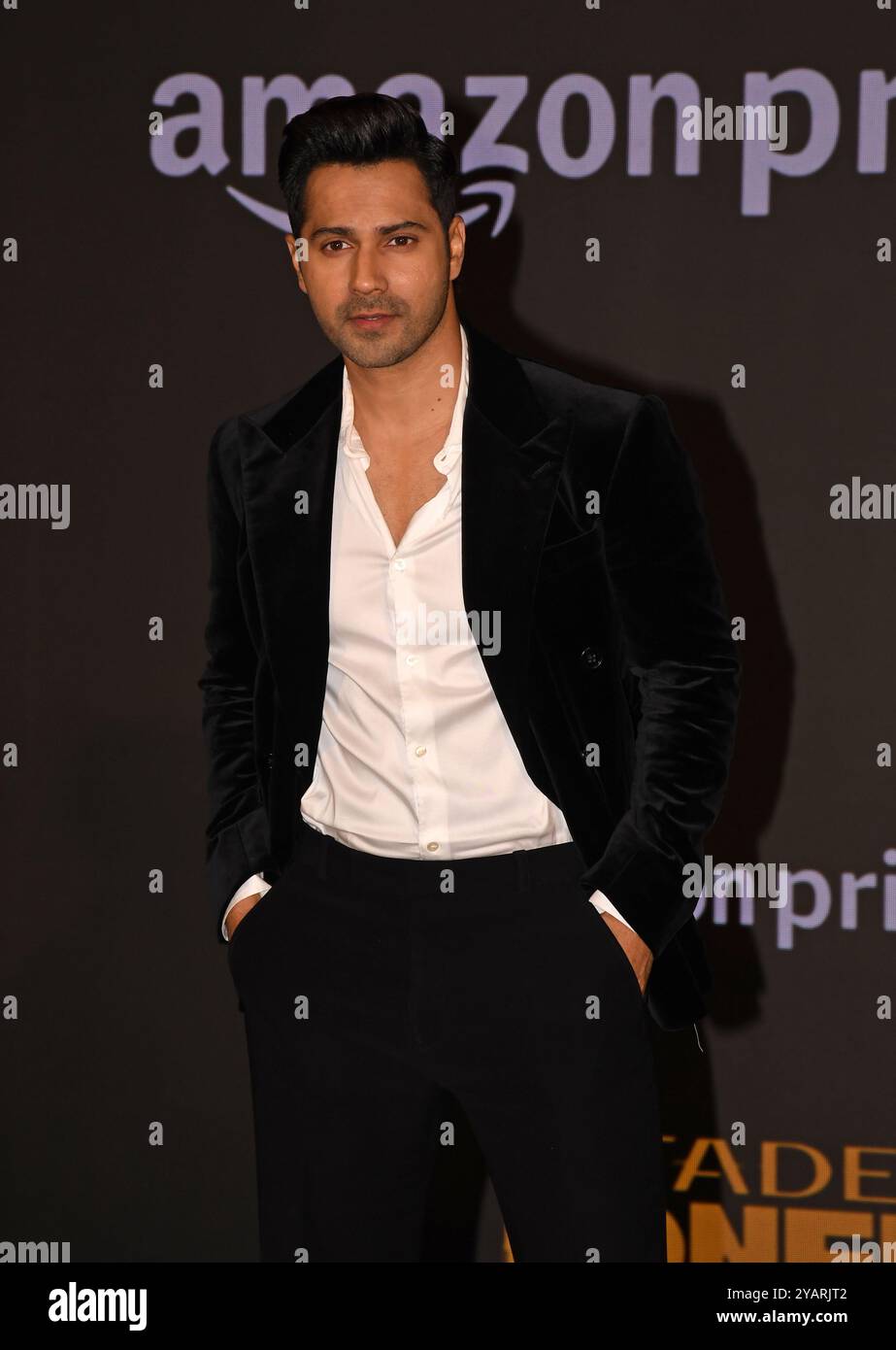 Mumbai, India. 15th Oct, 2024. Bollywood actor Varun Dhawan poses for a ...