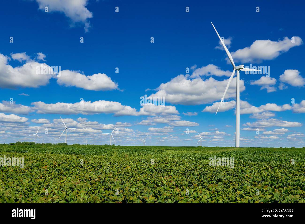 Missouri usa windmill hi-res stock photography and images - Alamy