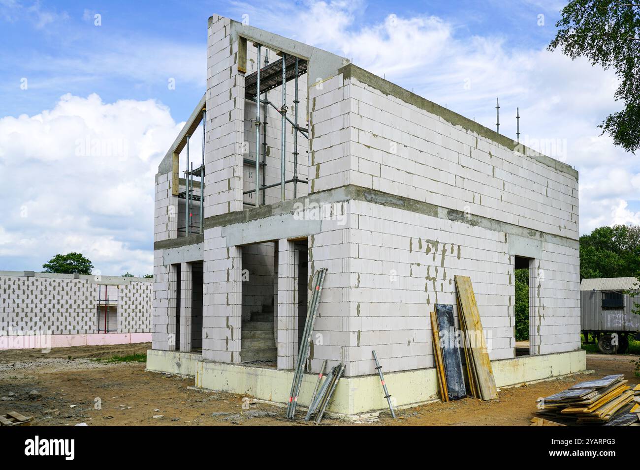 Construction of a new residential house from expanded clay blocks with ...