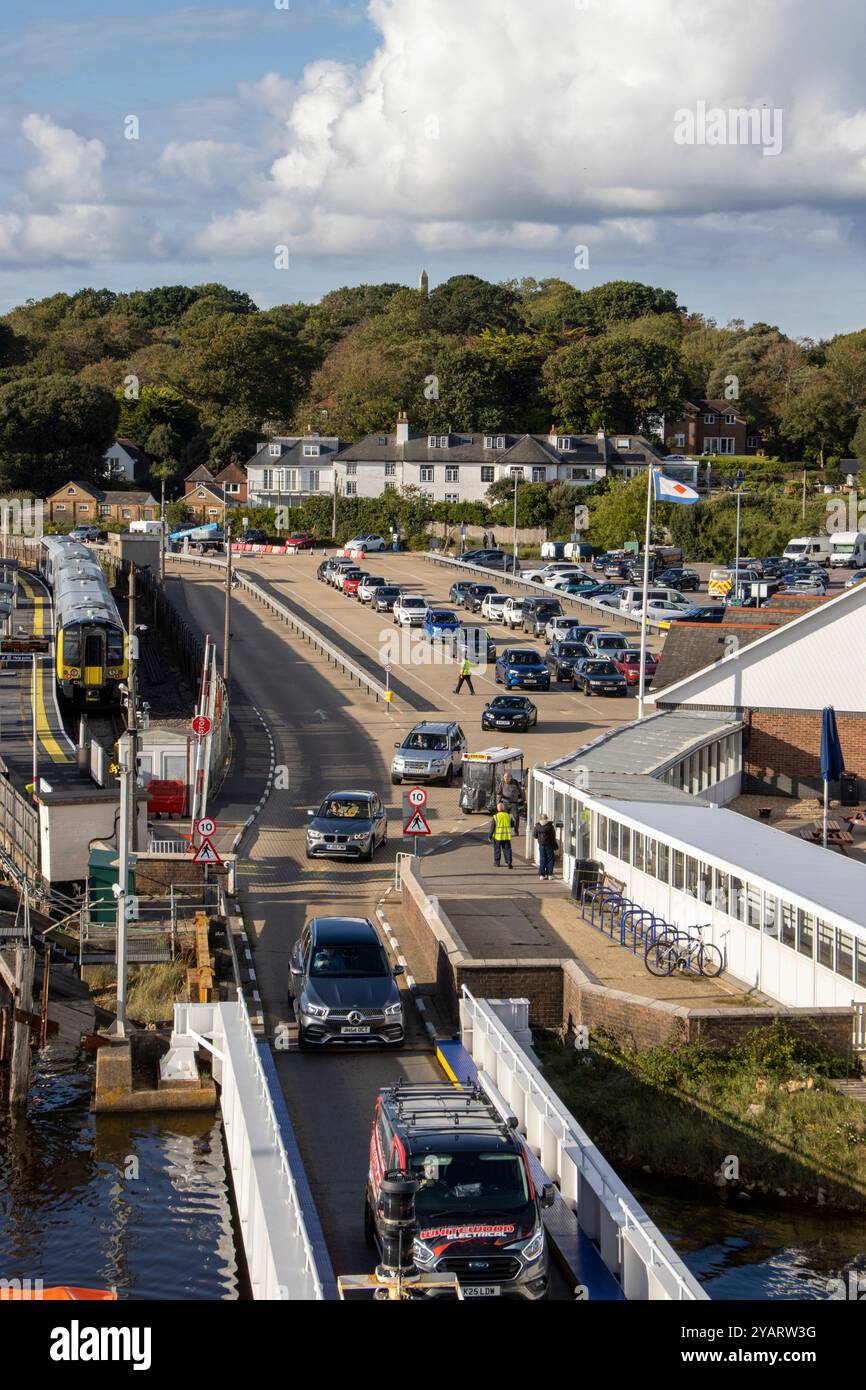 loading the Isle of Wight car ferry at Lymington Harbour Stock Photo ...