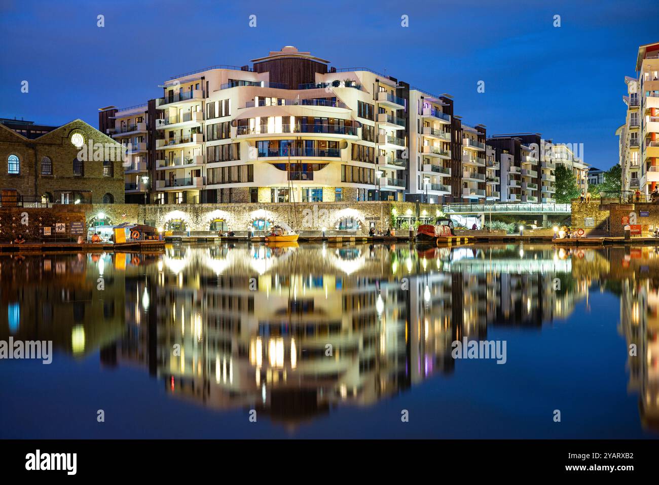 Night reflections at Porto quay in Bristol harbour UK Stock Photo - Alamy