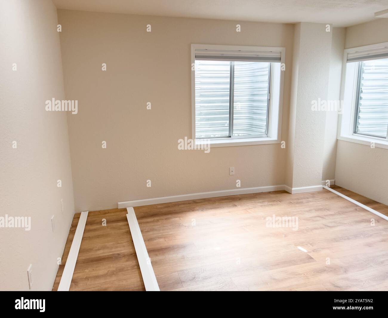 Installing baseboards hi-res stock photography and images - Alamy