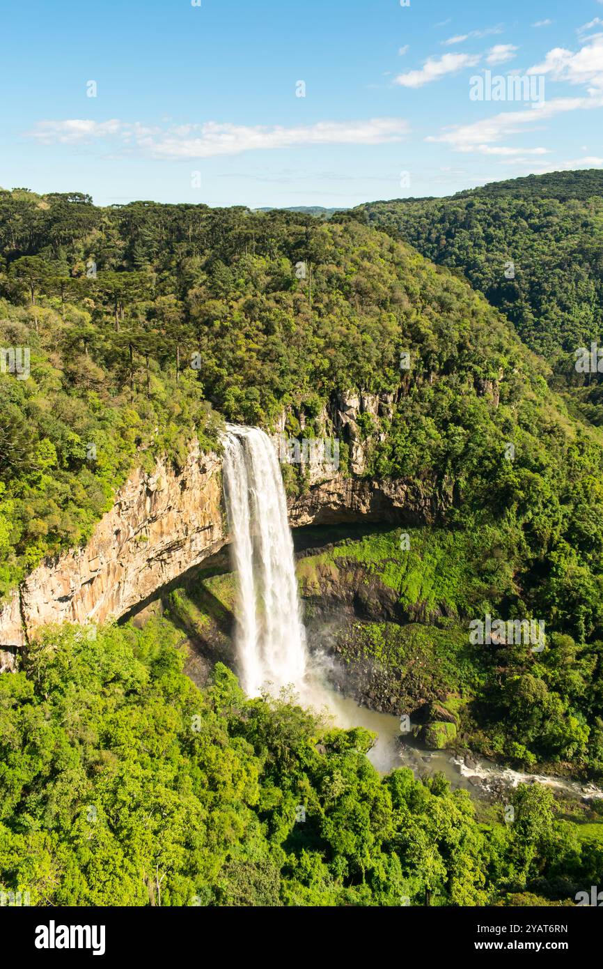 Cascata do Caracol - Scenic waterfall at Caracol Park in Canela, South ...