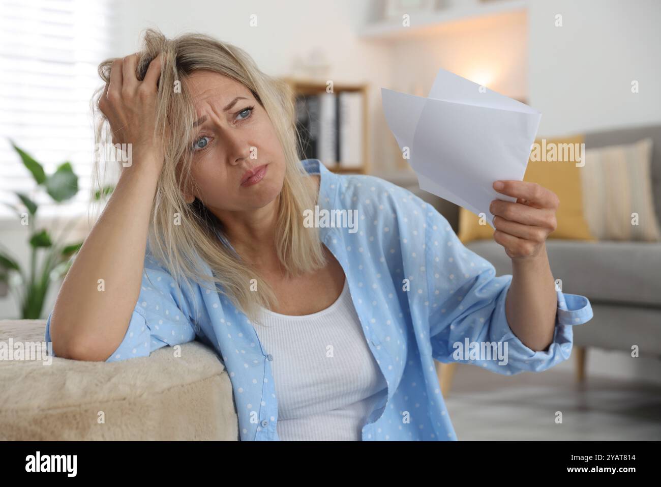 Waving paper hi-res stock photography and images - Alamy