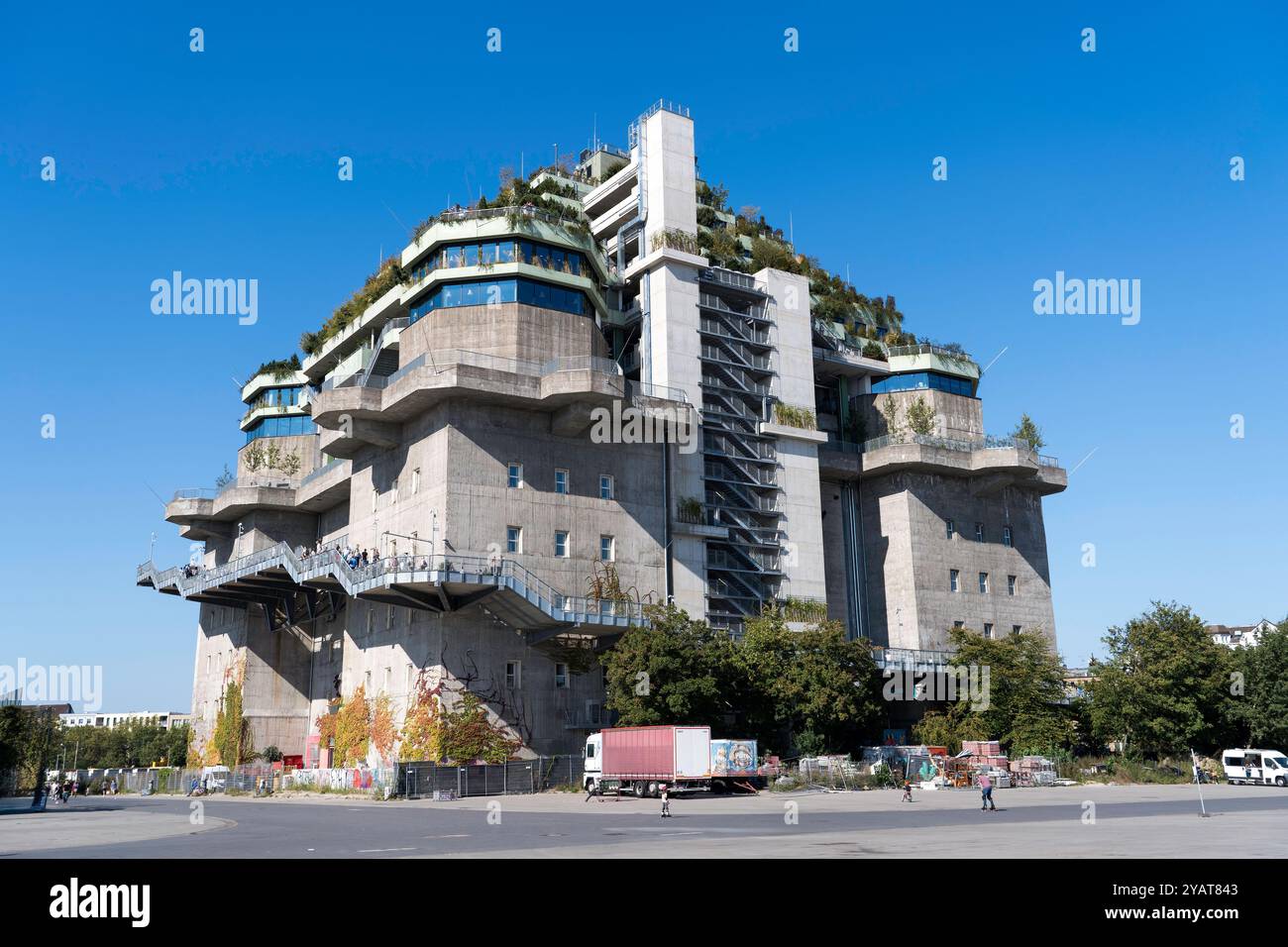 Green rooftop bunker in hi-res stock photography and images - Alamy