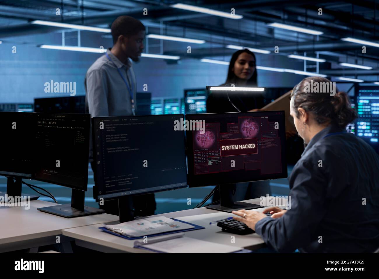 Admin in server hub hi-res stock photography and images - Alamy