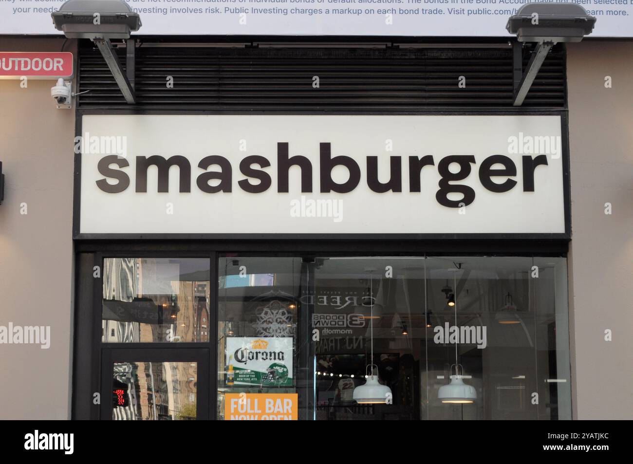 A Smashburger restaurant is seen in Manhattan, New York City Stock ...