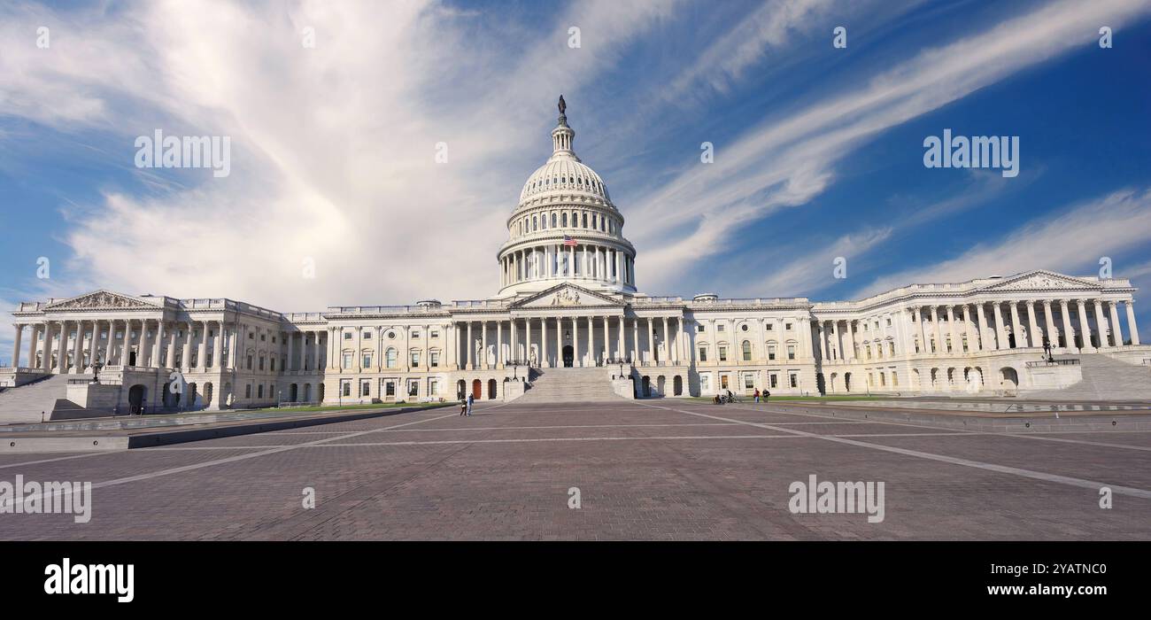 Sunny view united states capitol hi-res stock photography and images ...