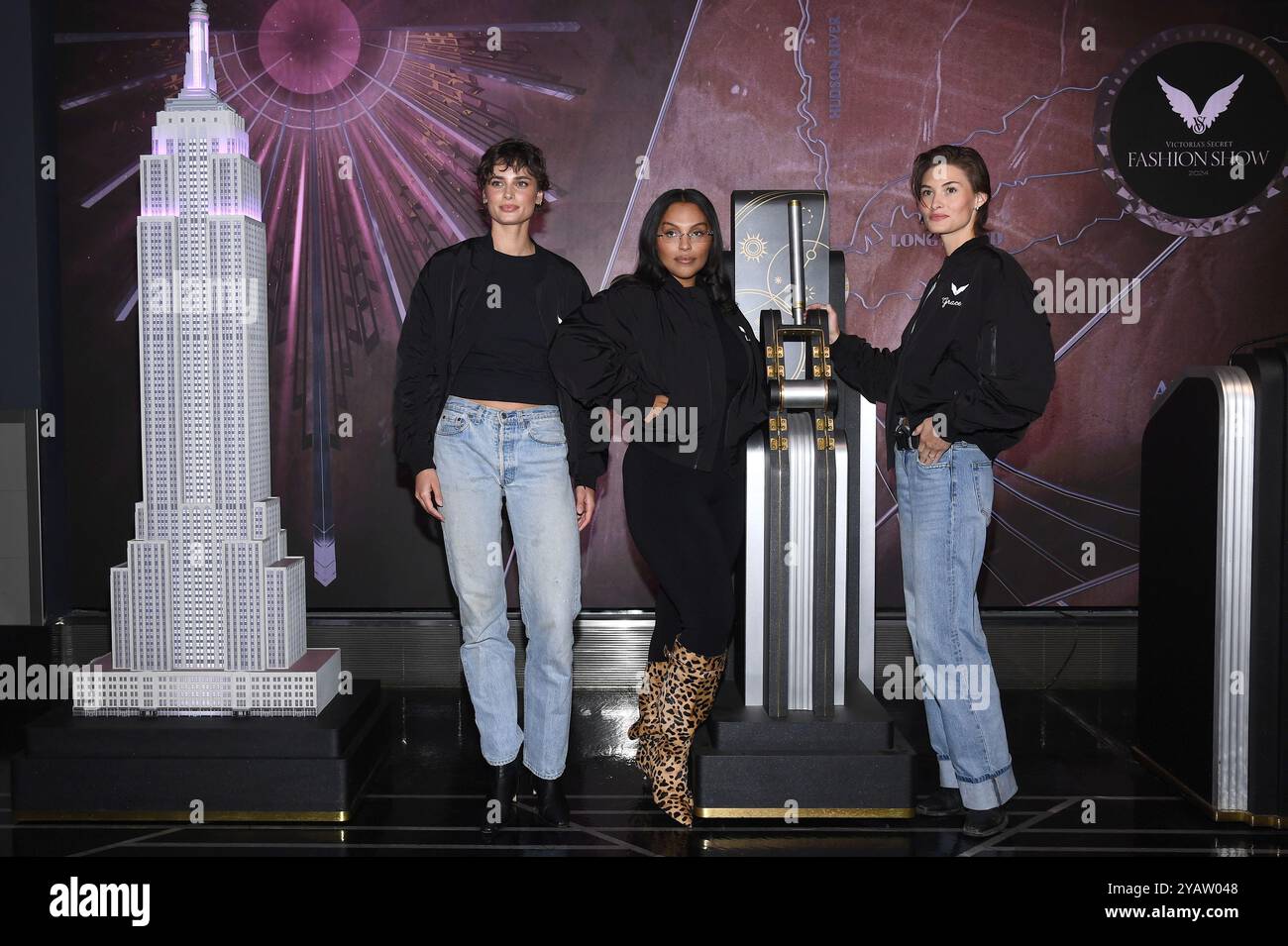 New York, USA. 08th Oct, 2024. (L-R) Models Taylor Hill, Paloma ...