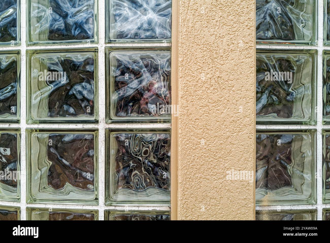 The detail of a curved glass block window Stock Photo - Alamy