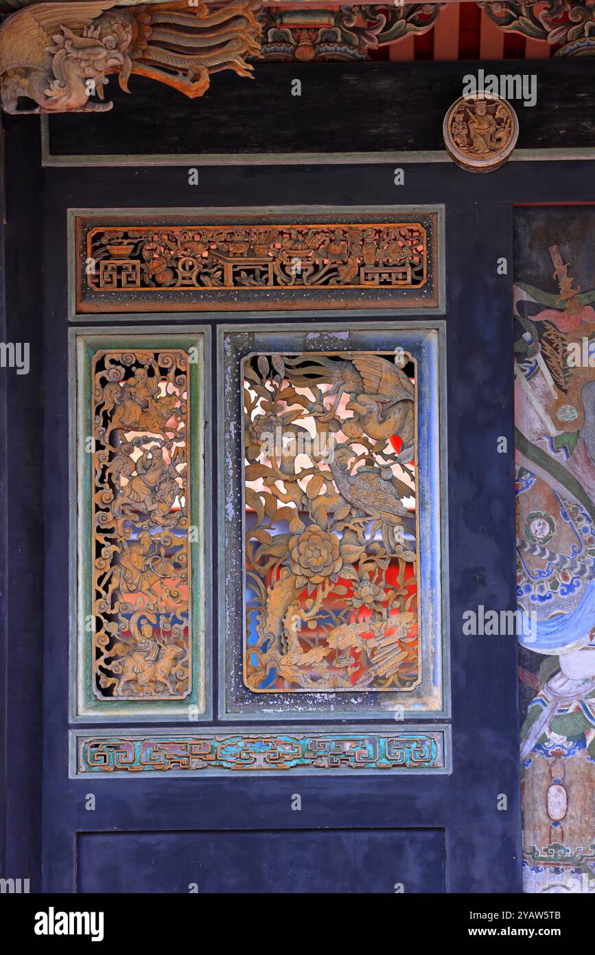 Wufeng Lin family garden with elegant mansion and classic Chinese ...