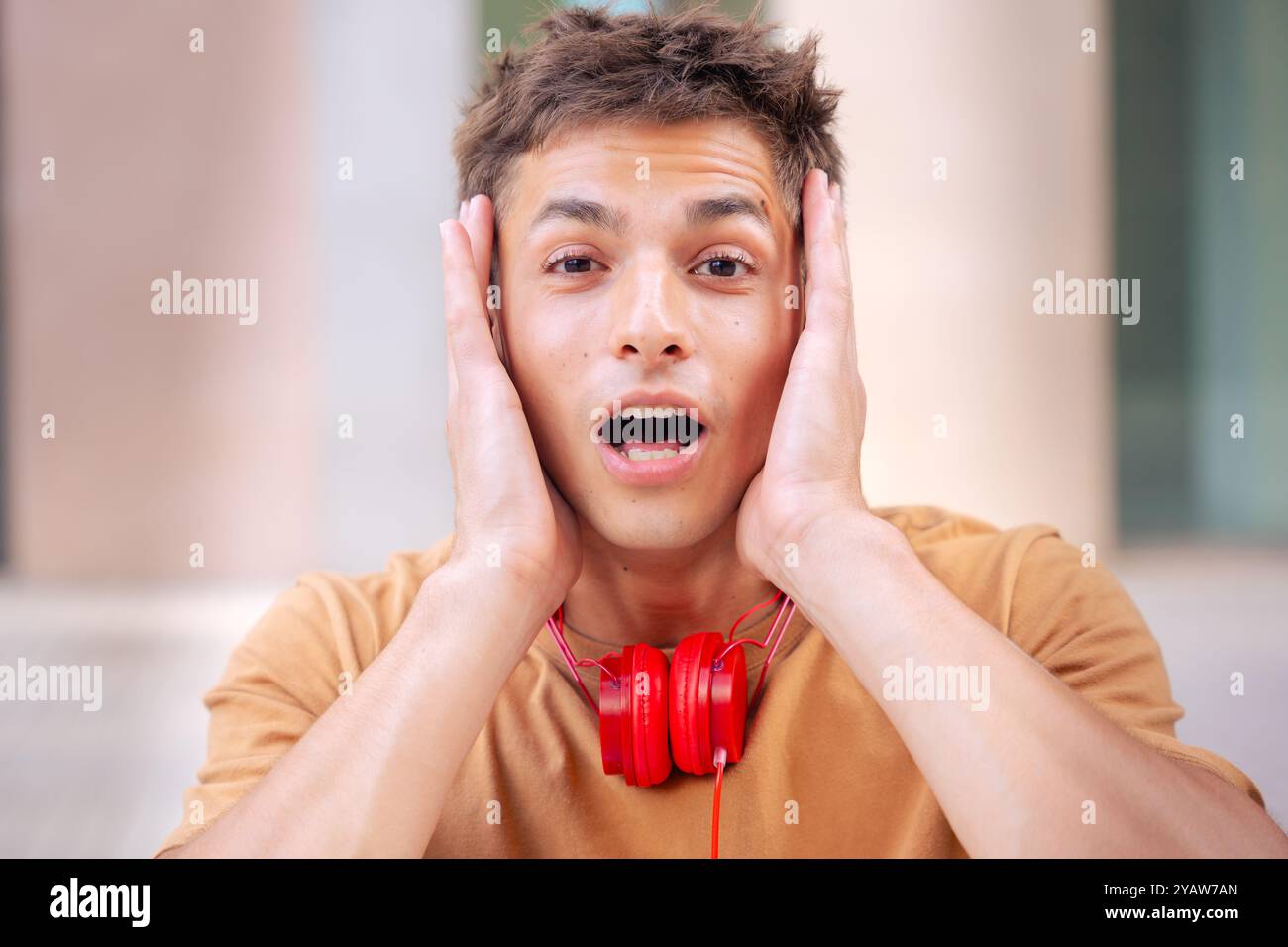 Hands t hi-res stock photography and images - Alamy