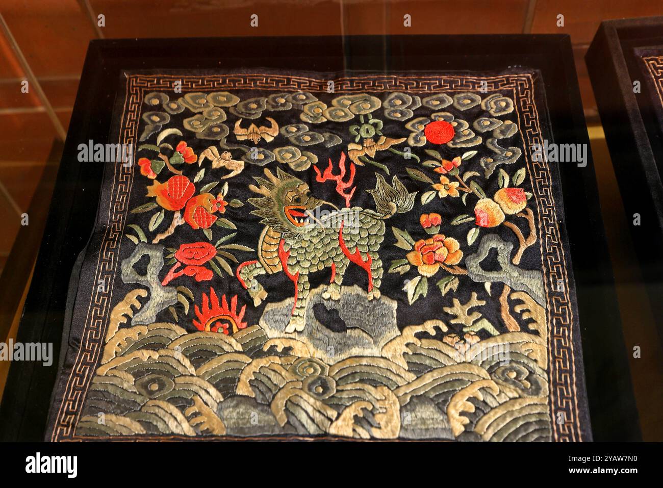 Wufeng Lin family garden with elegant mansion and classic Chinese ...