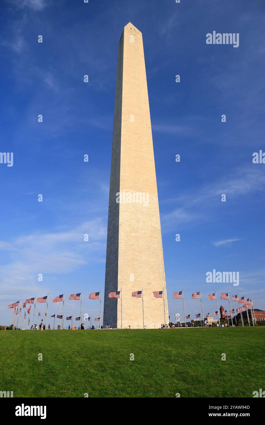 American flags dc obelisk hi-res stock photography and images - Alamy