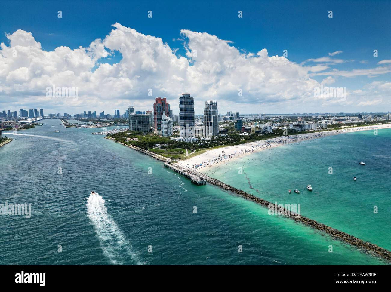 Miami beach waterfront condos aerial hi-res stock photography and ...