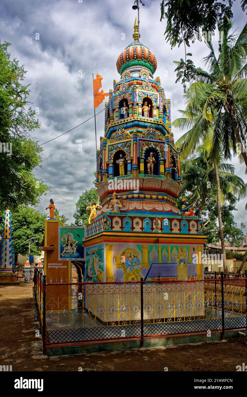 Anjaneya Hanuman Maruti Temple at Khavatakoppa district Belagavi ...