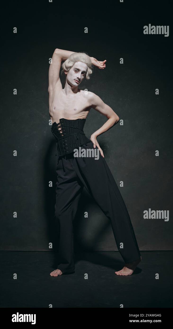 Medieval portraiture hi-res stock photography and images - Alamy