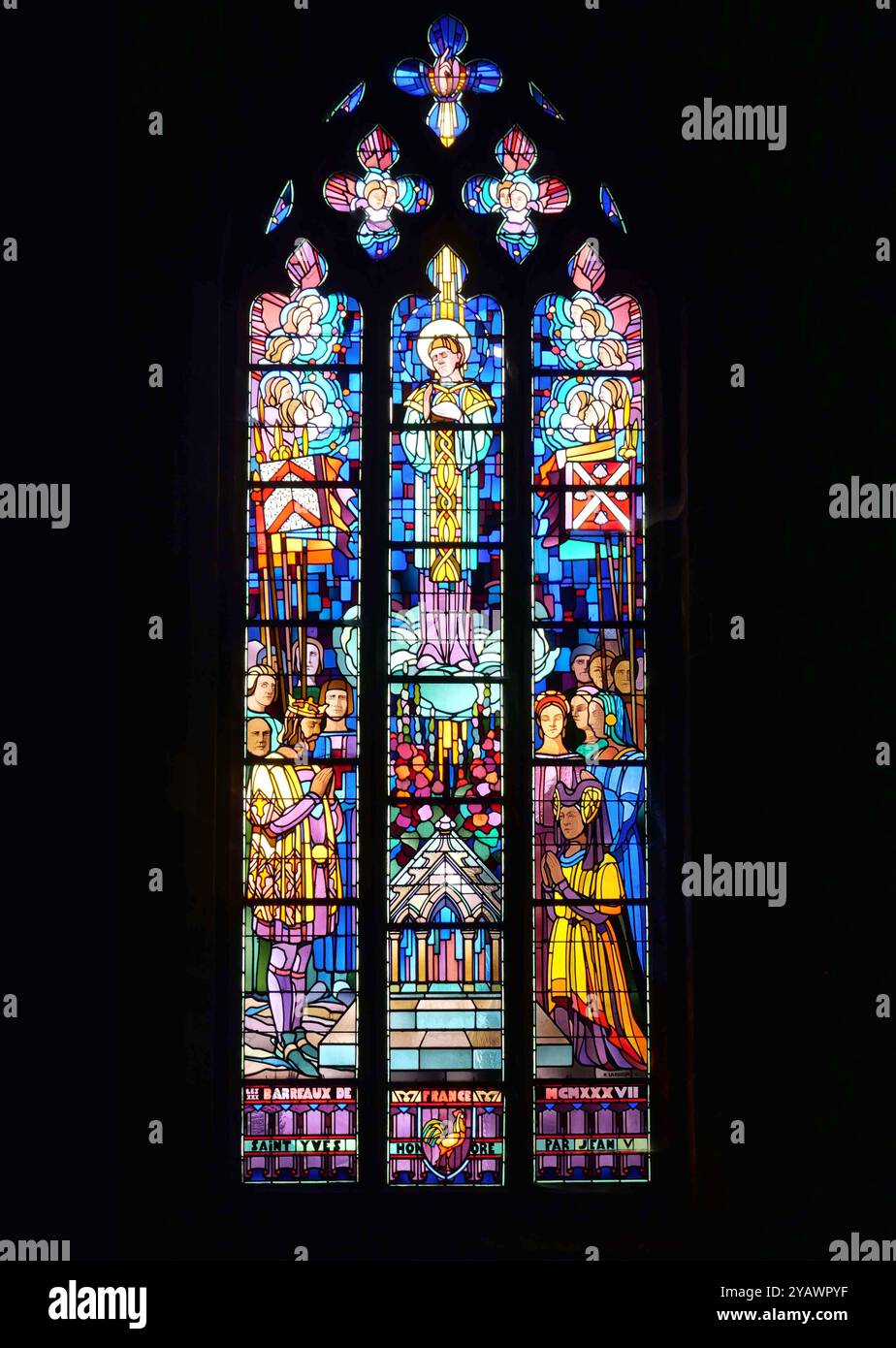 Brittany. The nave of Saint-Tugdual Cathedral of Treguier in the Cotes ...