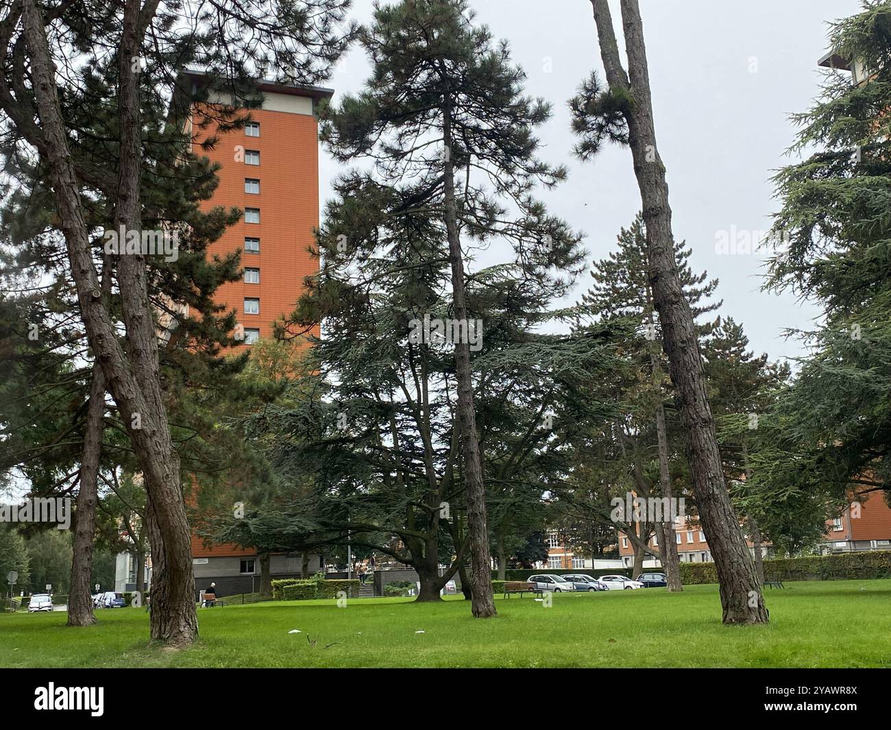 Poverty housing france hi-res stock photography and images - Alamy